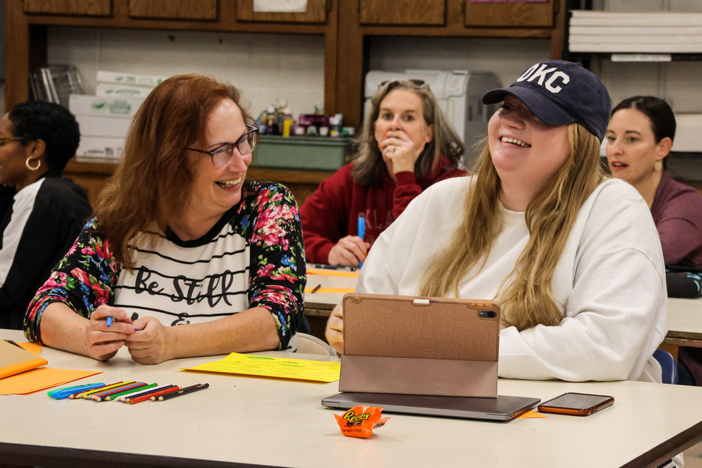 Live Feed | Capps Middle School